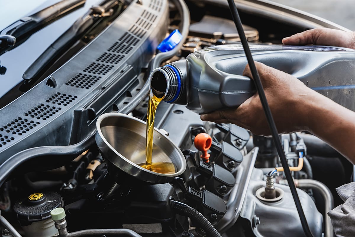 5 Things to Know about Oil Changes Metro Motor